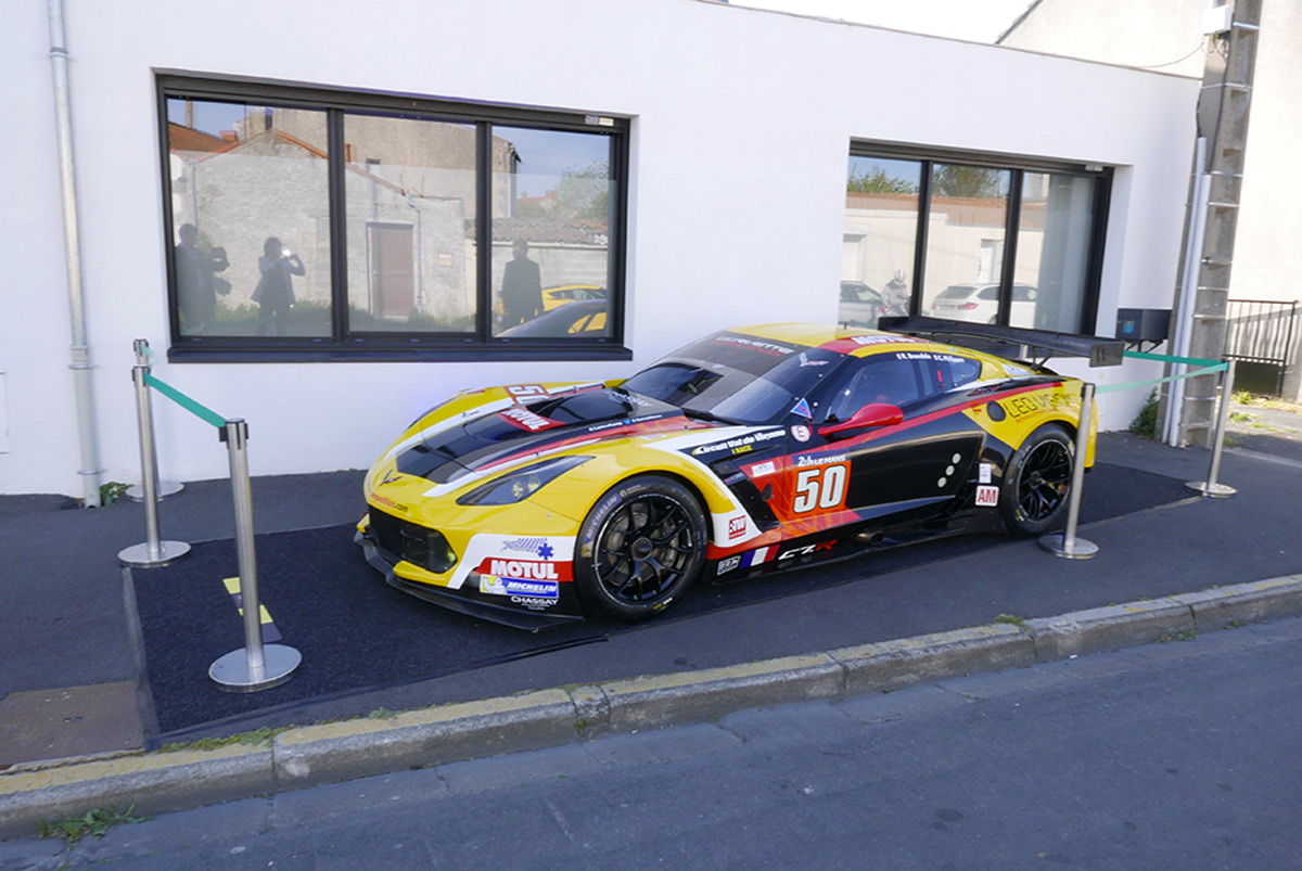 L1010040 - Emotional Cars